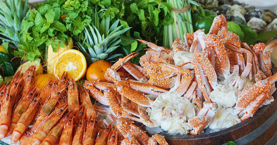 Seafood at Skyline A Bumper Buffet with Beautiful View - Bangkok food ...
