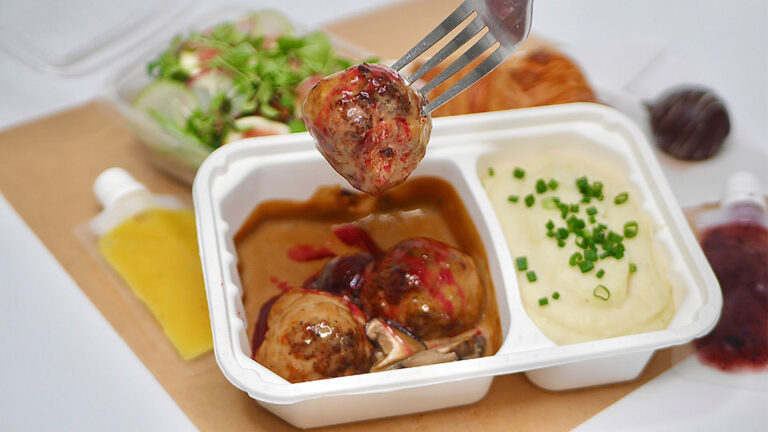 Brunch in Bed with Gourmet Brunch Boxes by White Shuffle